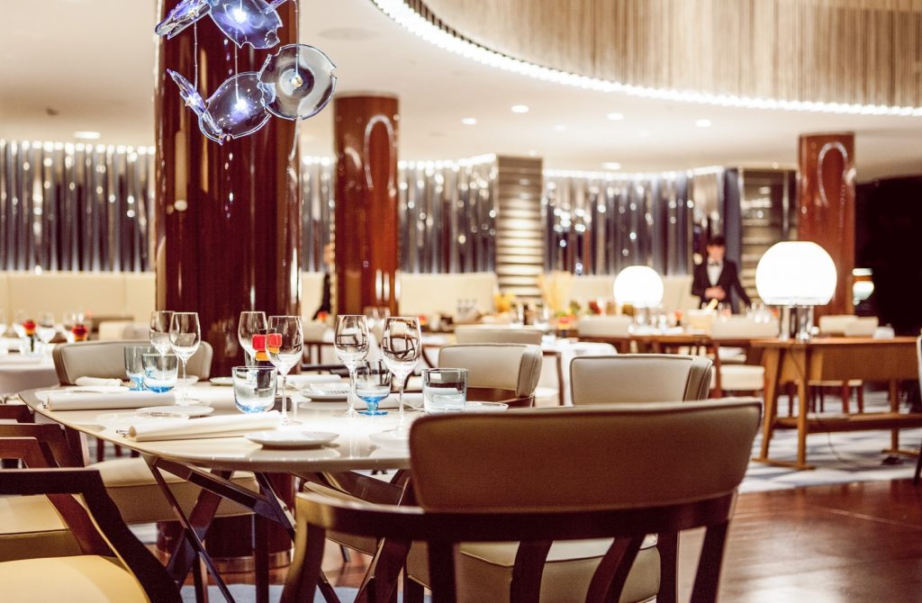 25 Best London Hotel Restaurants - Luxury Restaurant Guide