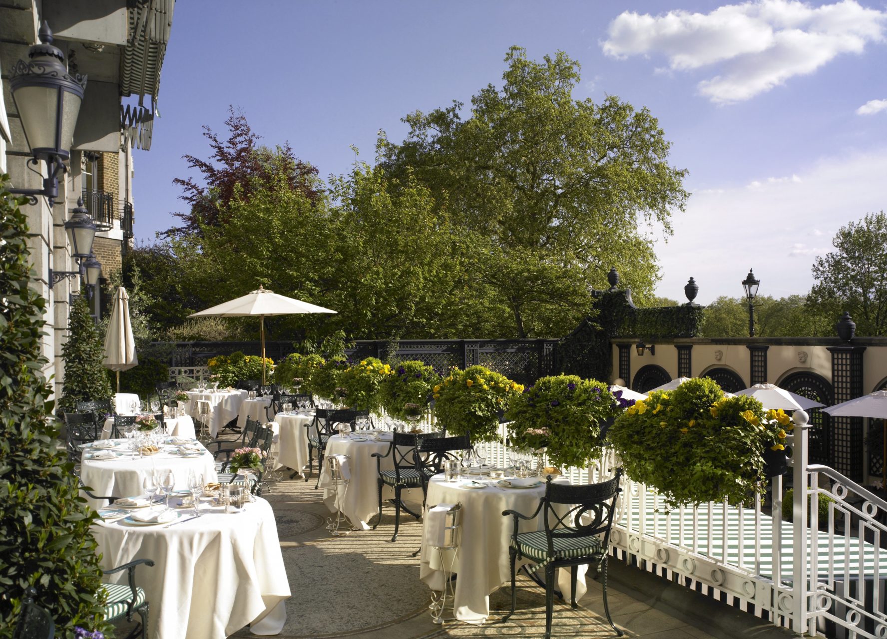 The Most Luxurious Outdoor Dining in London - Luxury Restaurant Guide