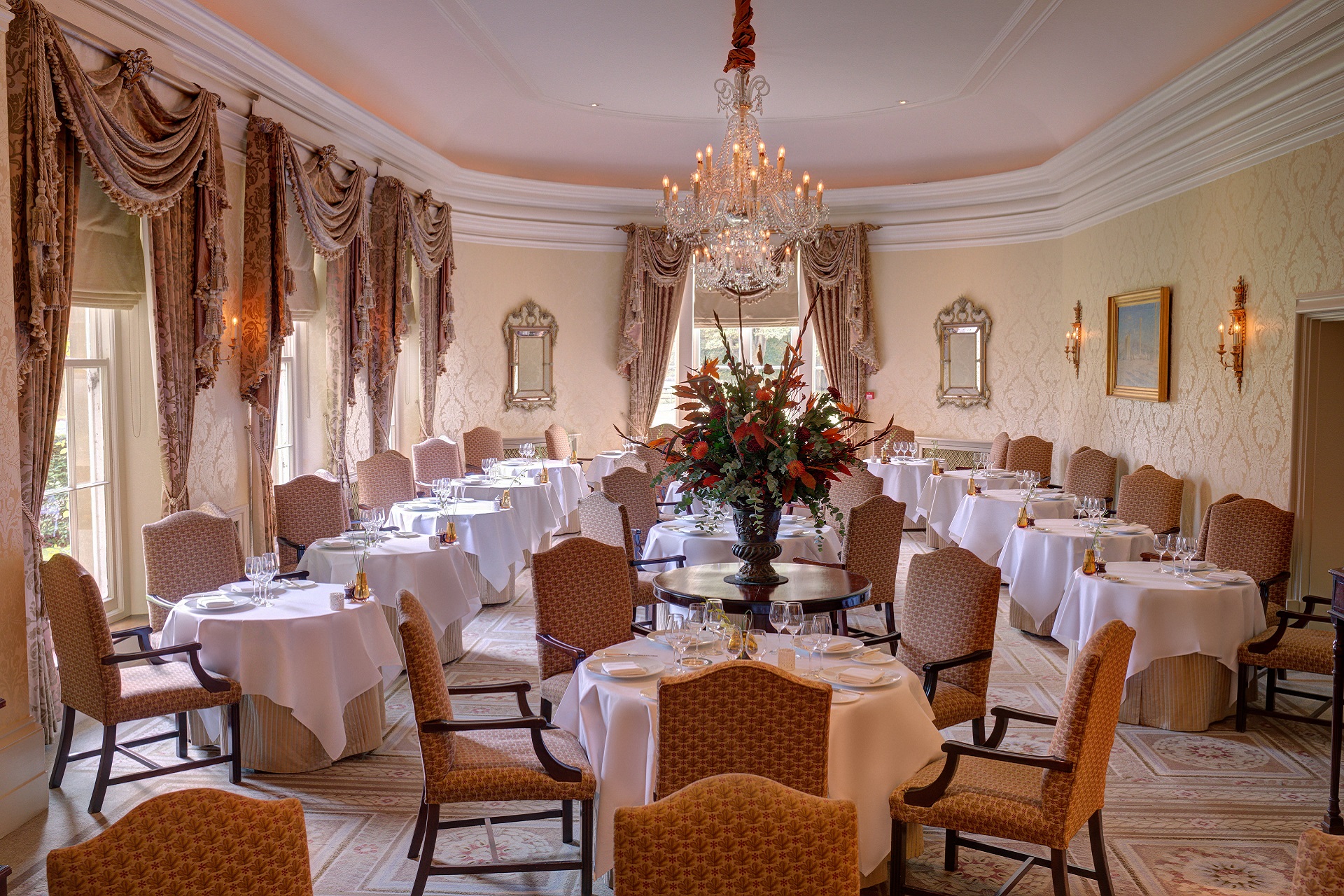 Let's Get Dressed for Dinner - The 10 Grandest Dining Rooms in the UK ...