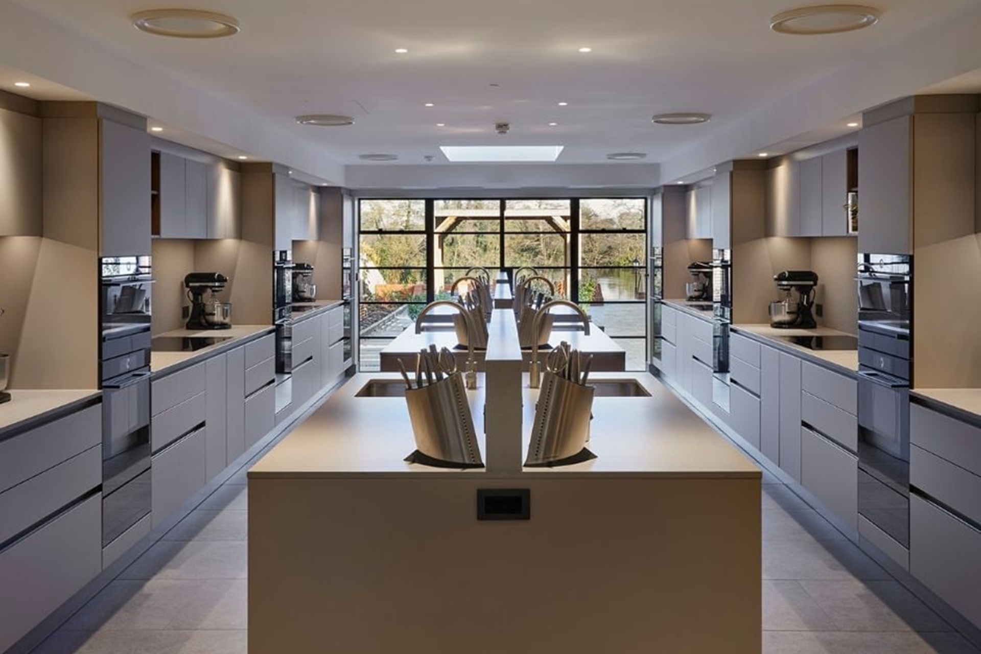 The Two Worlds of Alain Roux - Luxury Restaurant Guide